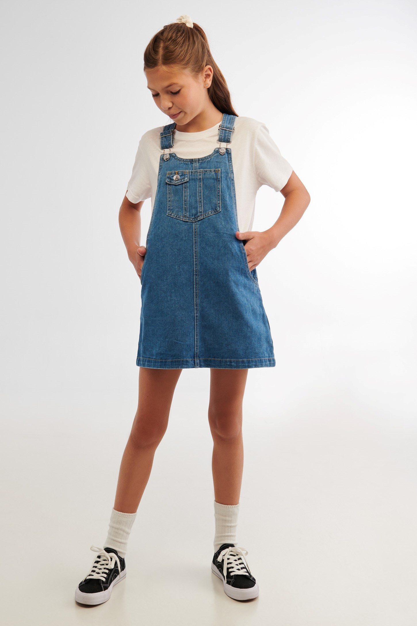 Robe-tablier courte en jeans - Ado fille | Aubainerie